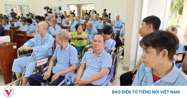 Cấp thẻ Căn cước cho người tàn tật, lang thang cơ nhỡ tại TP.HCM